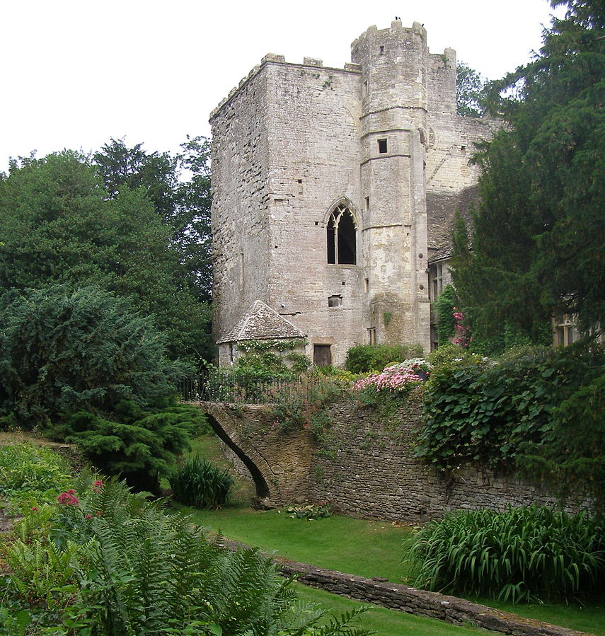 Beverston_castle - Cotswolds National Landscape